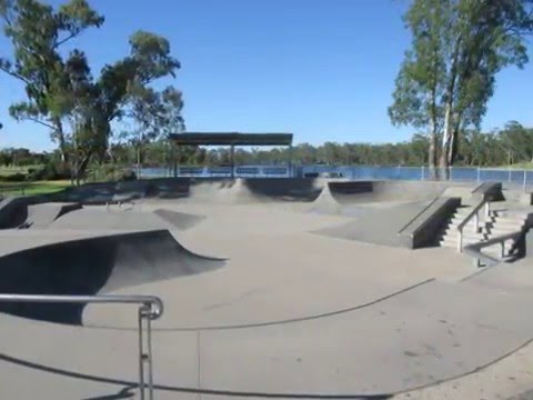 Shepparton S-CAPE Skatepark - YouTube