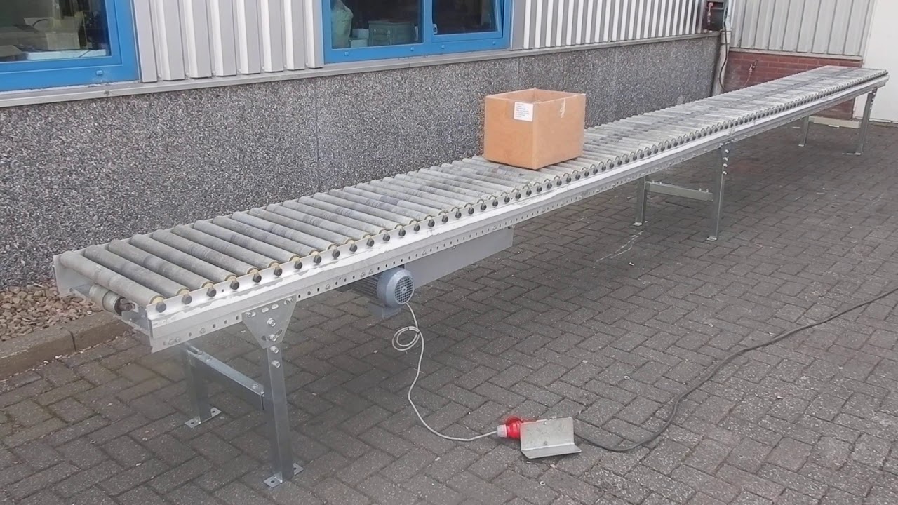 Aangedreven rollenbaan met een lengte van 7,6 meter - YouTube