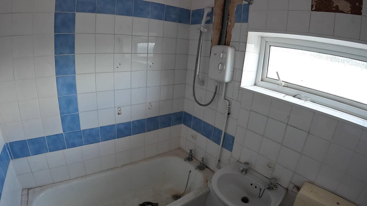 DIY Bathroom Refurb On A Budget - Part 1 Removing the tiles and damaged ...