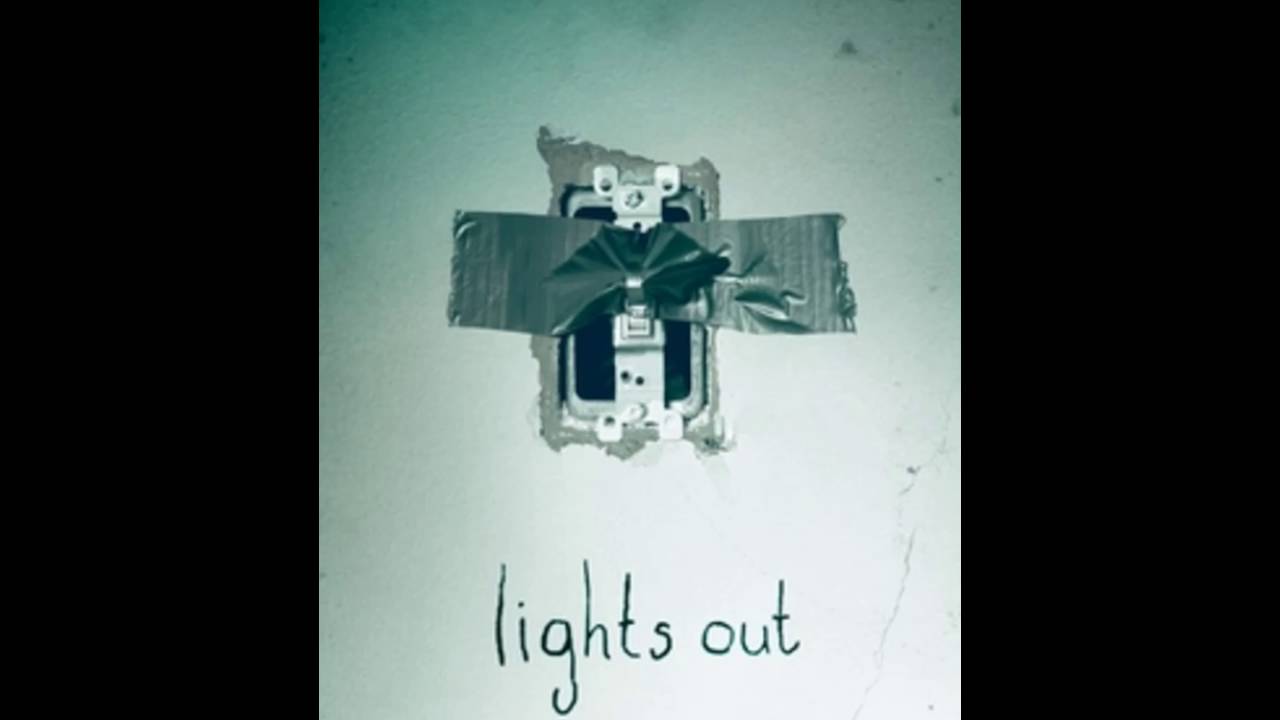 Horror Done Right: Reactionary Review: Lights Out - YouTube