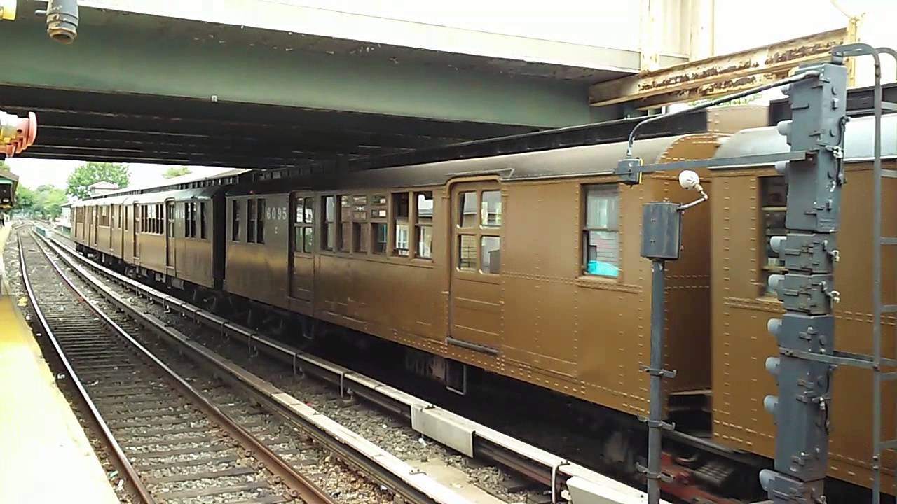 A Vintage MTA BMT Triplex D-Type Centennial Train Departs From Brighton ...