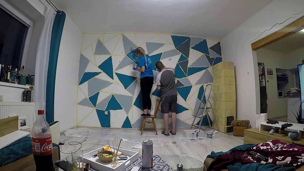 Triangle paint wall - timelapse - YouTube
