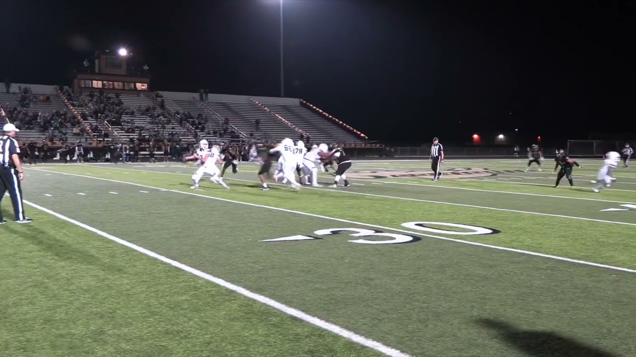 Carson Cruver - 2023 QB - Junior Year - 35 TDs / 2,700 YDs - YouTube