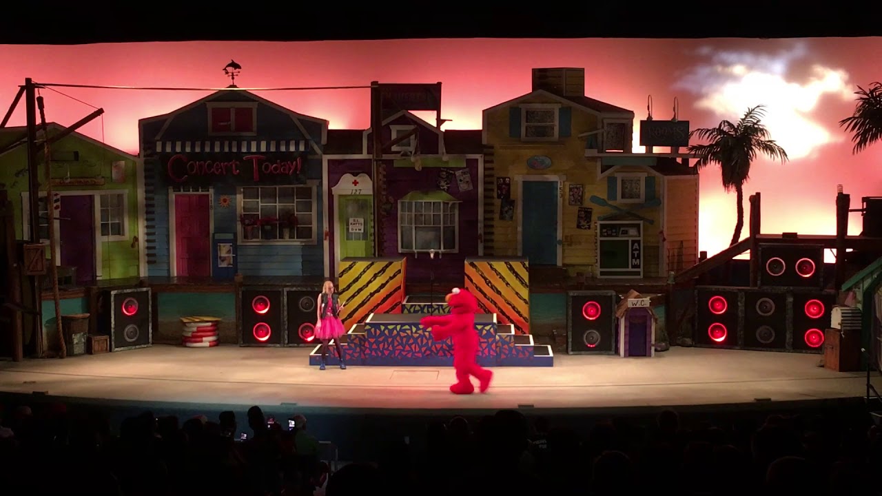 “Elmo Rocks” at SeaWorld Orlando- 8/6/18 - YouTube