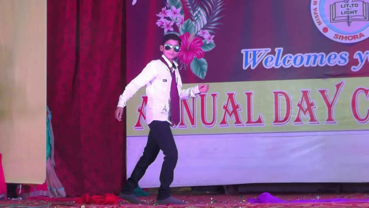Govinda funny group dance - YouTube