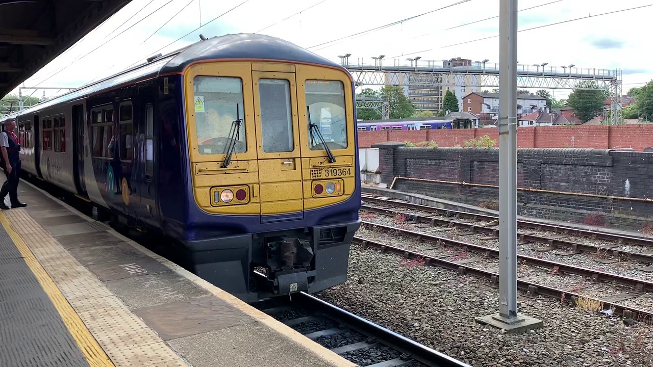Northern Rail 319364 At Stockport From Hazel Grove to Blackpool North ...