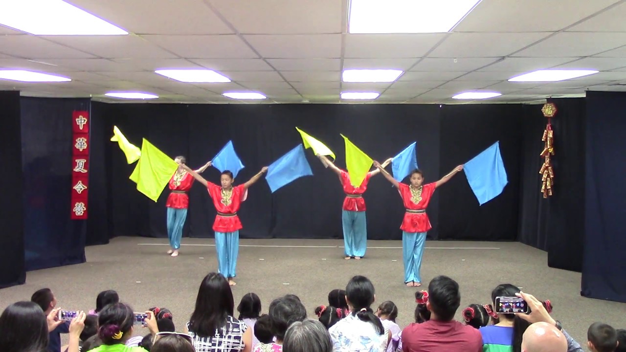 旗舞 Double Flag Dance - YouTube