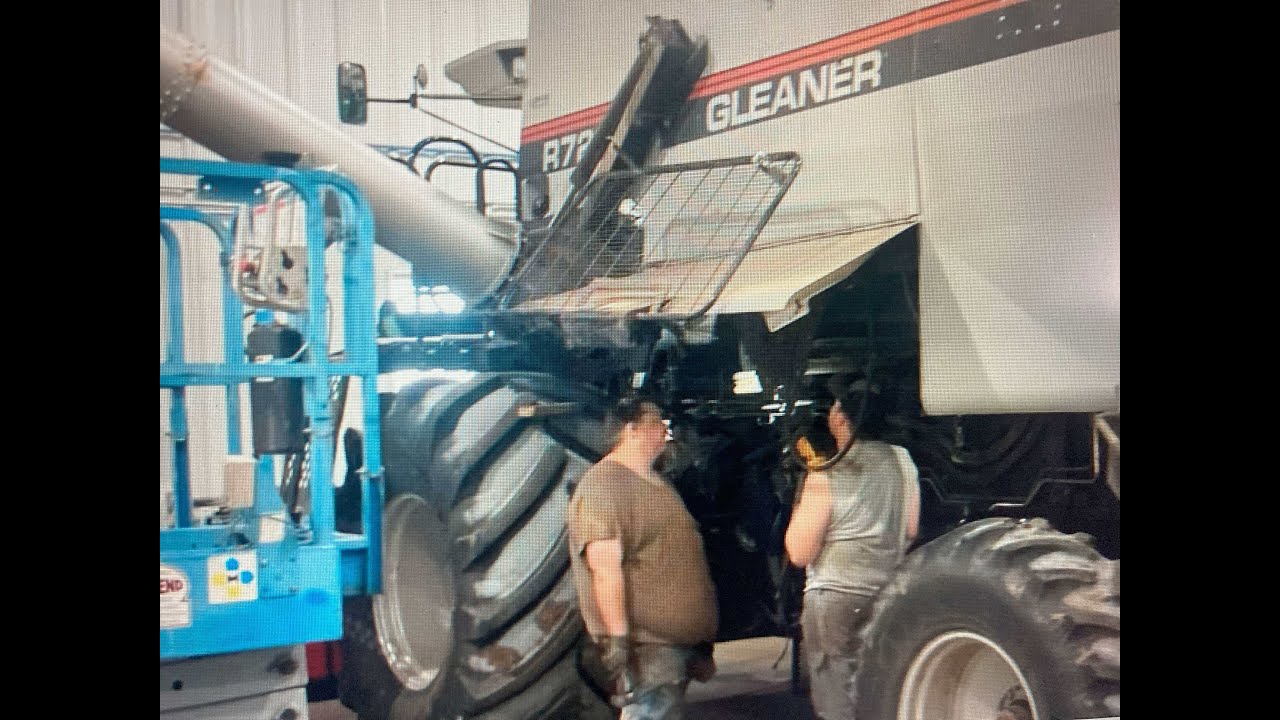 Gleaner R72 Updates getting ready for 2024 Harvest - YouTube
