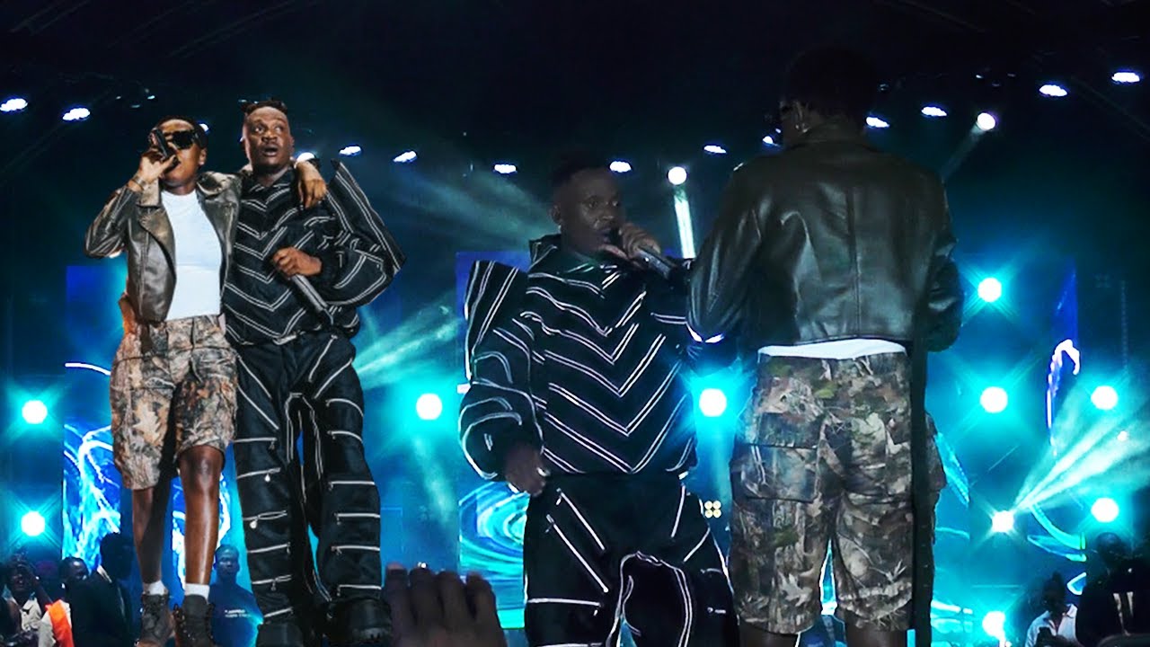 Azawi Joins Fik Fameica On Stage Perform Of Their Hit Song MAJJE At ...