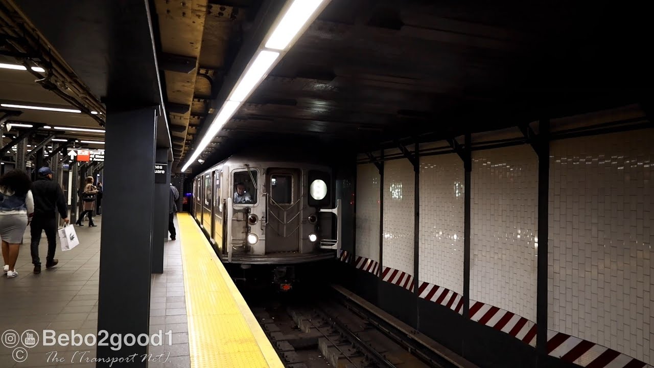 NYC Subway: IRT 42nd Street (S) Shuttle Trains at Times Square Station ...