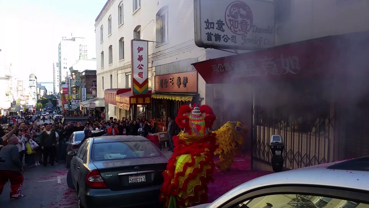 San Francisco Chinatown fireworks - YouTube