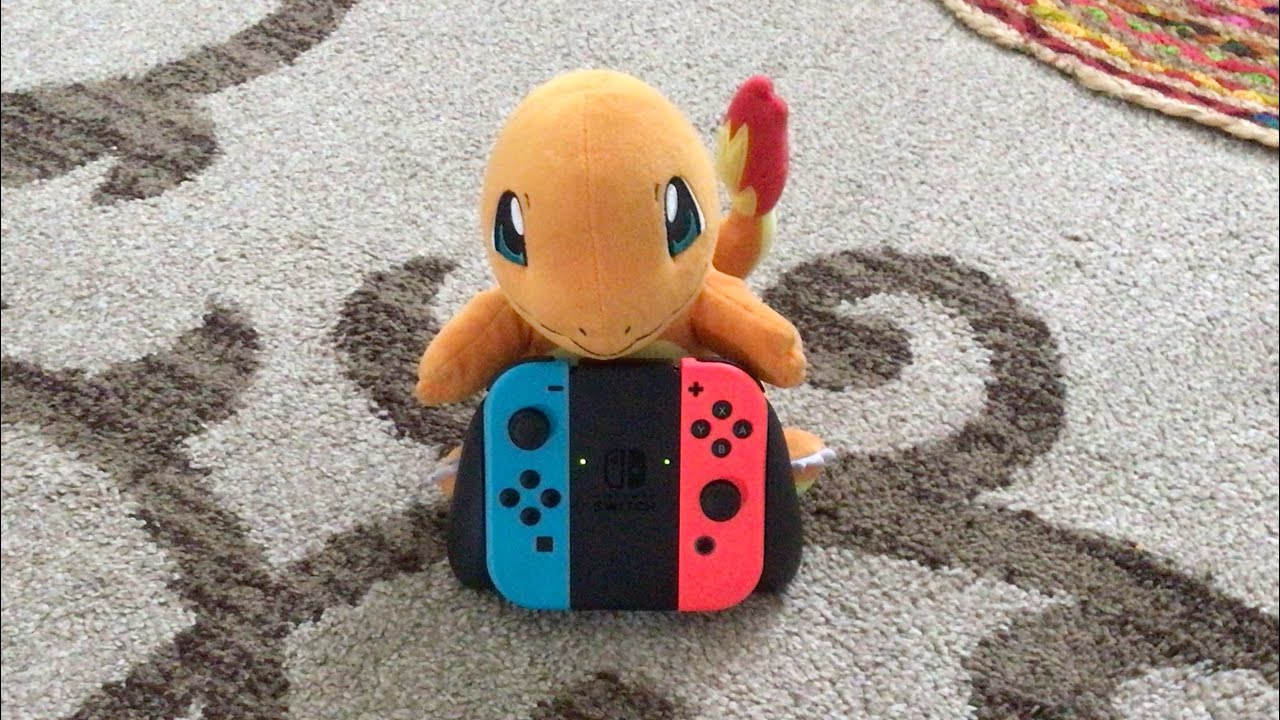 Charmander Plays Mario Kart 8 Deluxe! - YouTube