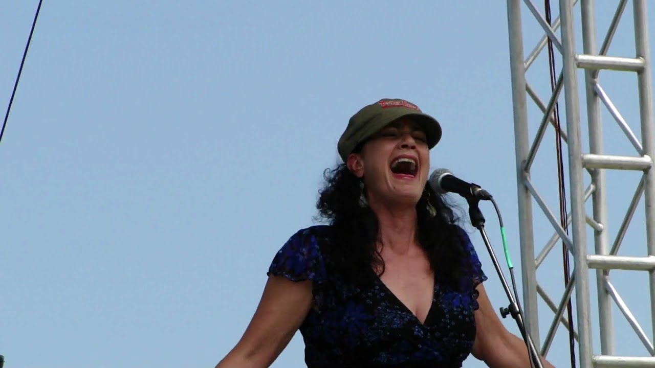 REBA RUSSELL~TAMPA BAY BLUES FEST 4-9-10 - YouTube