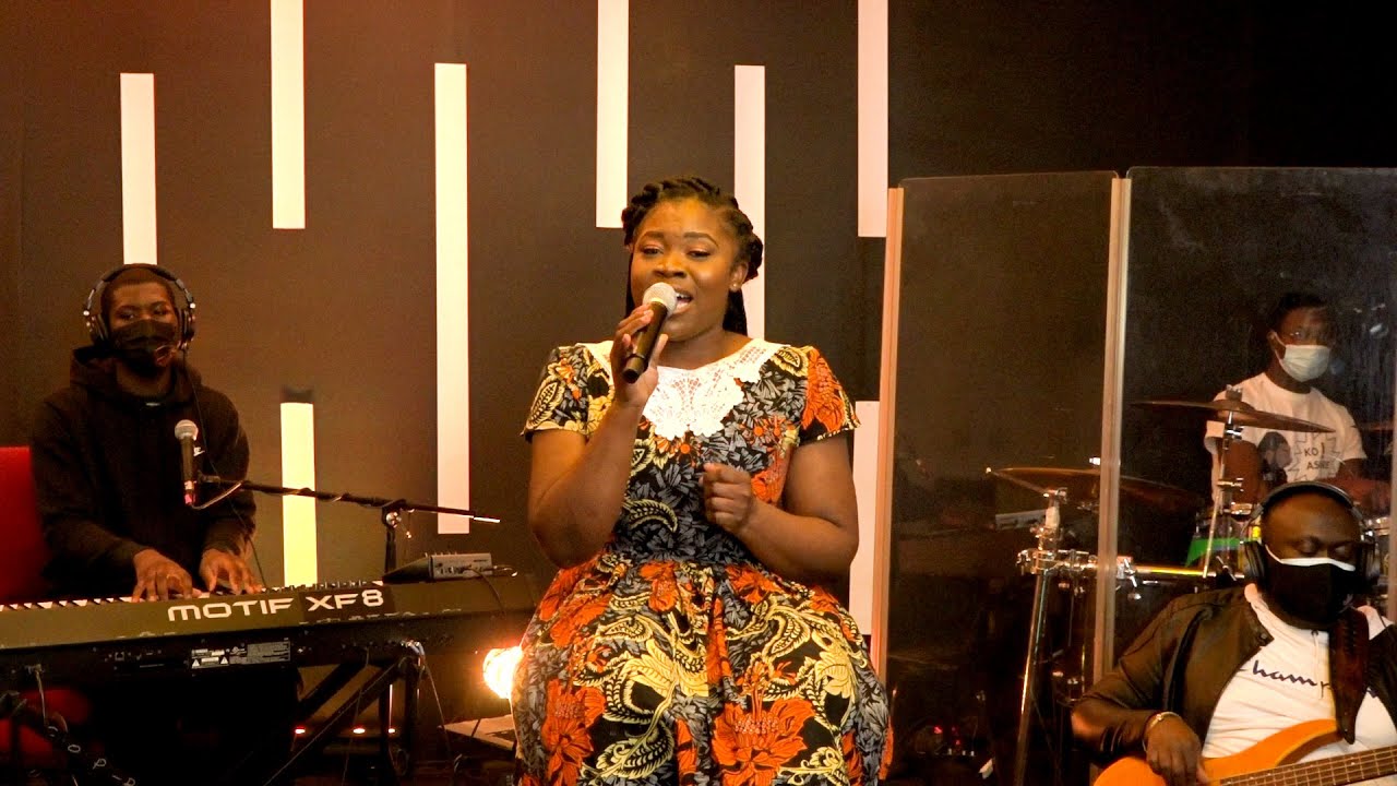 Vicky Frimpong - PENTE Praise - YouTube