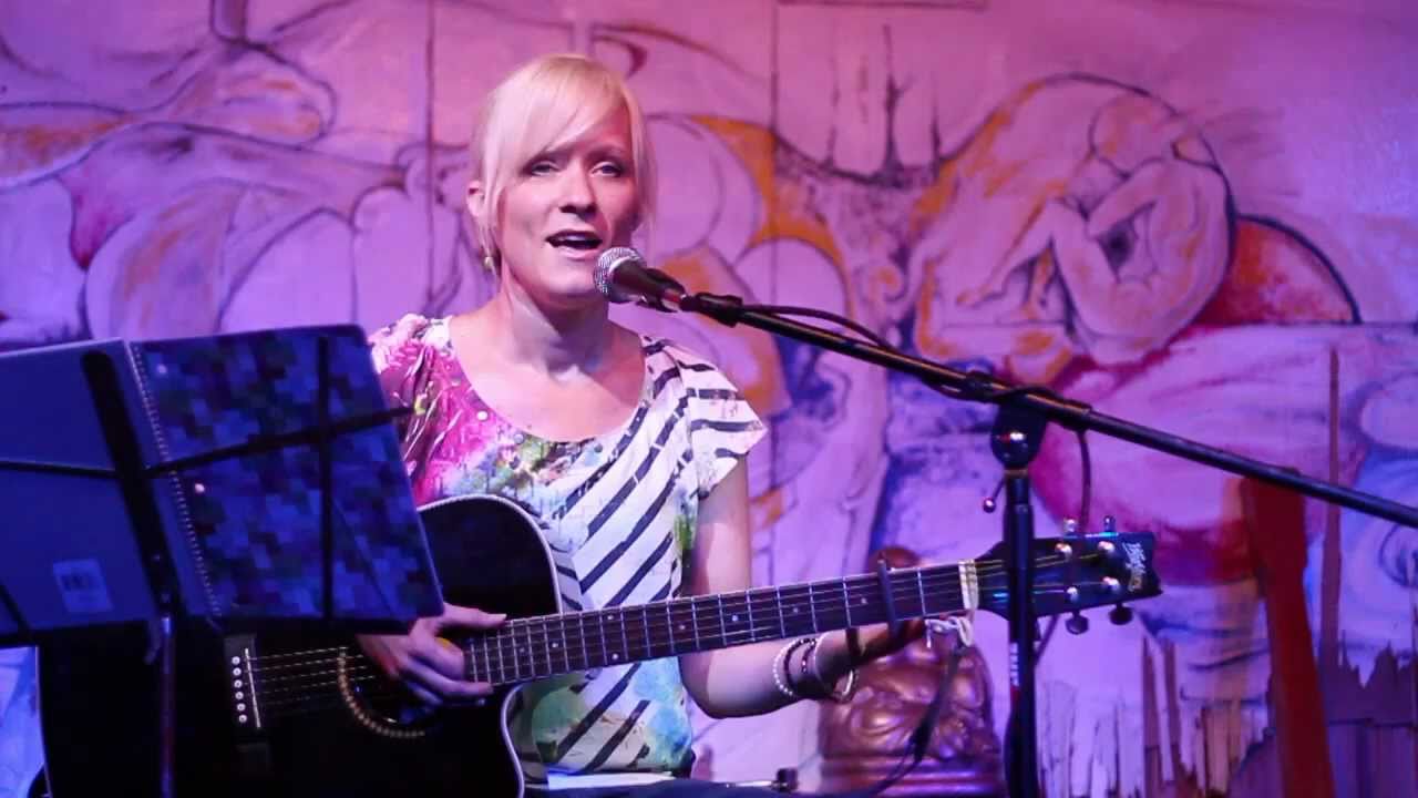 Emily Branton at the Red Dragon Listening Room - YouTube