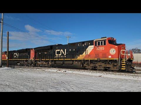 CN Train Q122 CN 3285 CN 8814 Durand, Michigan December 6, 2024 1008 - YouTube