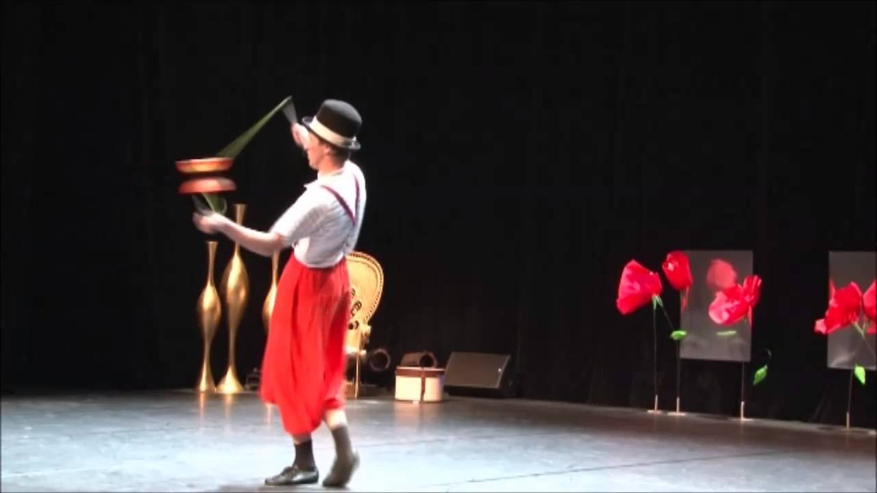 Diabolo Show spectacle de Danse Philippe Bonvin - YouTube