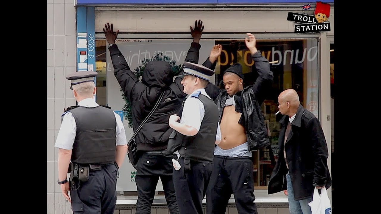 TrollStation Moving Food in Pecknarm Prank - YouTube