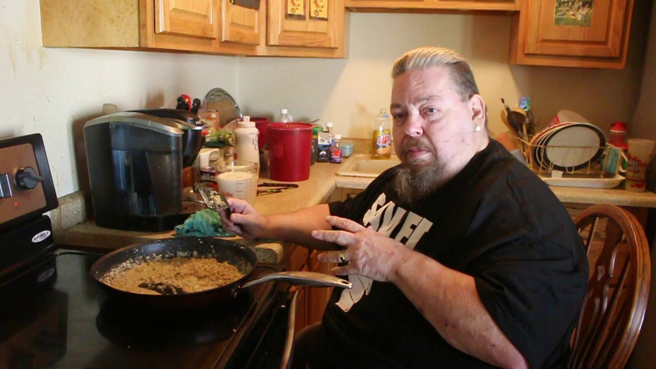 BISCUTS & GRAVY - YouTube