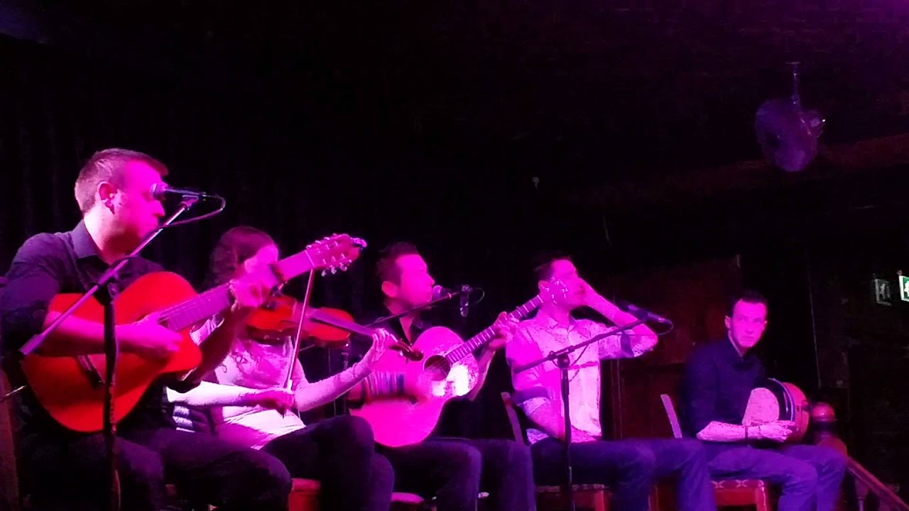 Traditional Irish music and dance. Live at Arlington Hotel Dublin 9 ...
