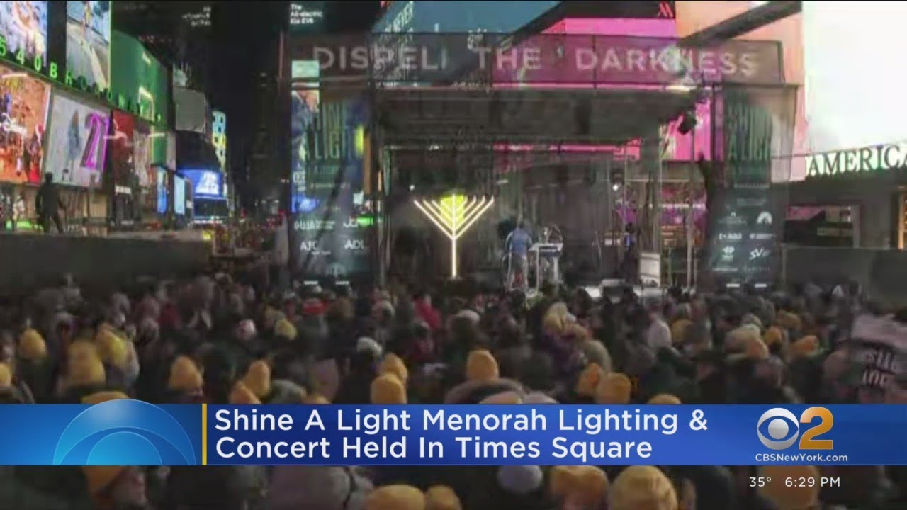 Menorah lighting in Times Square - YouTube
