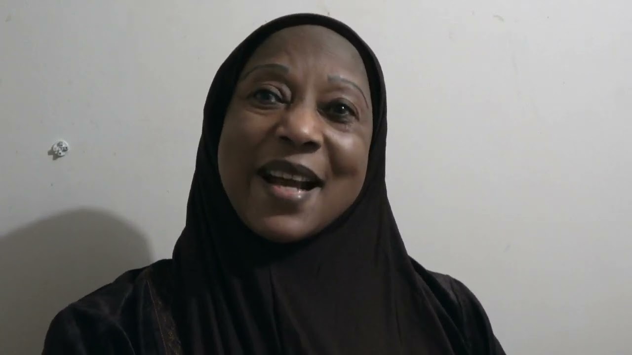 APR FRANCE : CE QUE RECLAME ADJA MARIEME FALL - YouTube