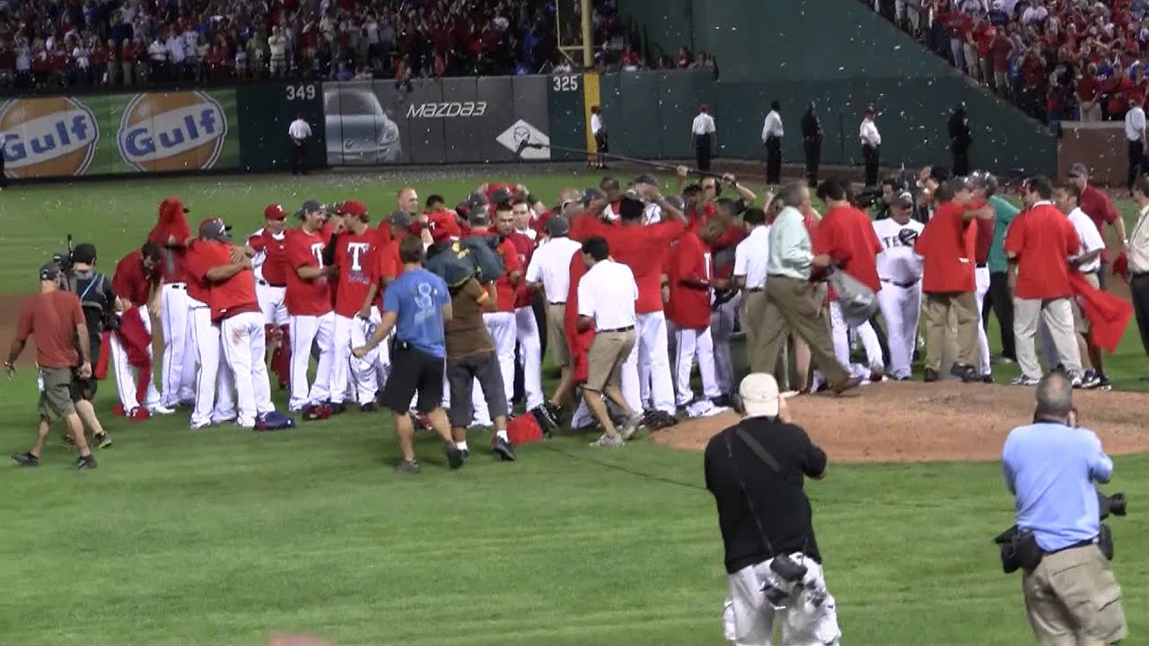 Feliz pitches to the last batter 2011 ALCS Game 6 Texas Rangers Tigers ...