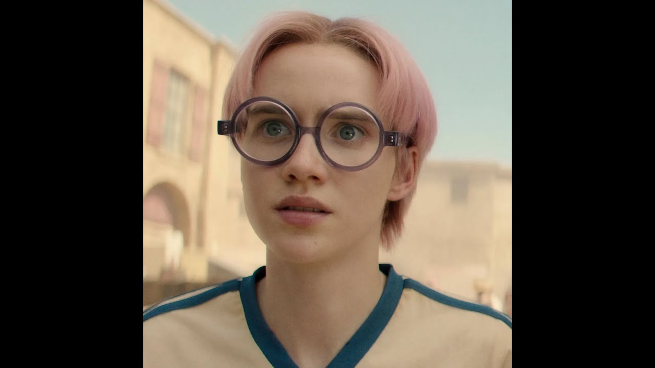 Transgender Actor Morgan Davies Is a Breakout Star on Netflix's One ...