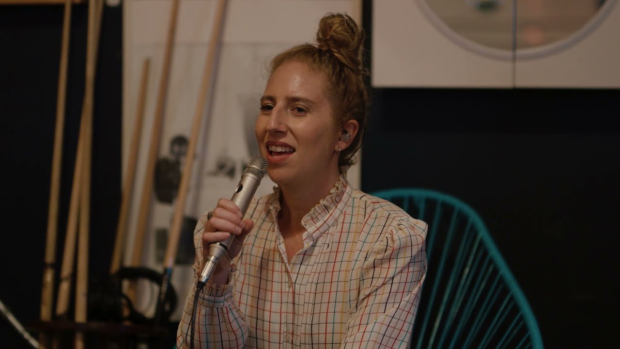 Hush - Stay Here With Me - YouTube