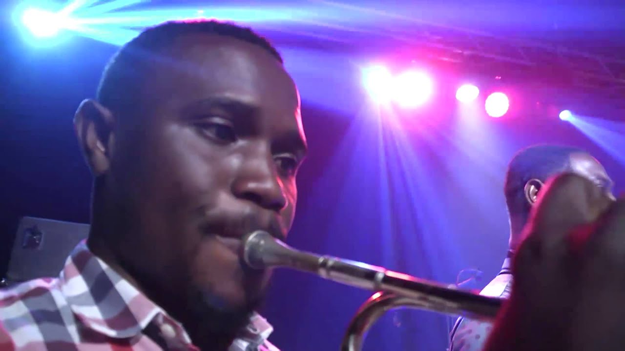 Brymo Live on Music Booth Africa - YouTube