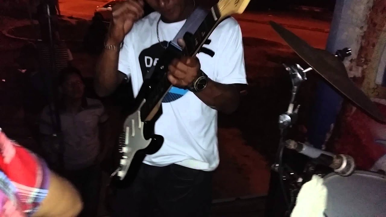 David Sanapi y su Ritmo musical esa mujer - YouTube