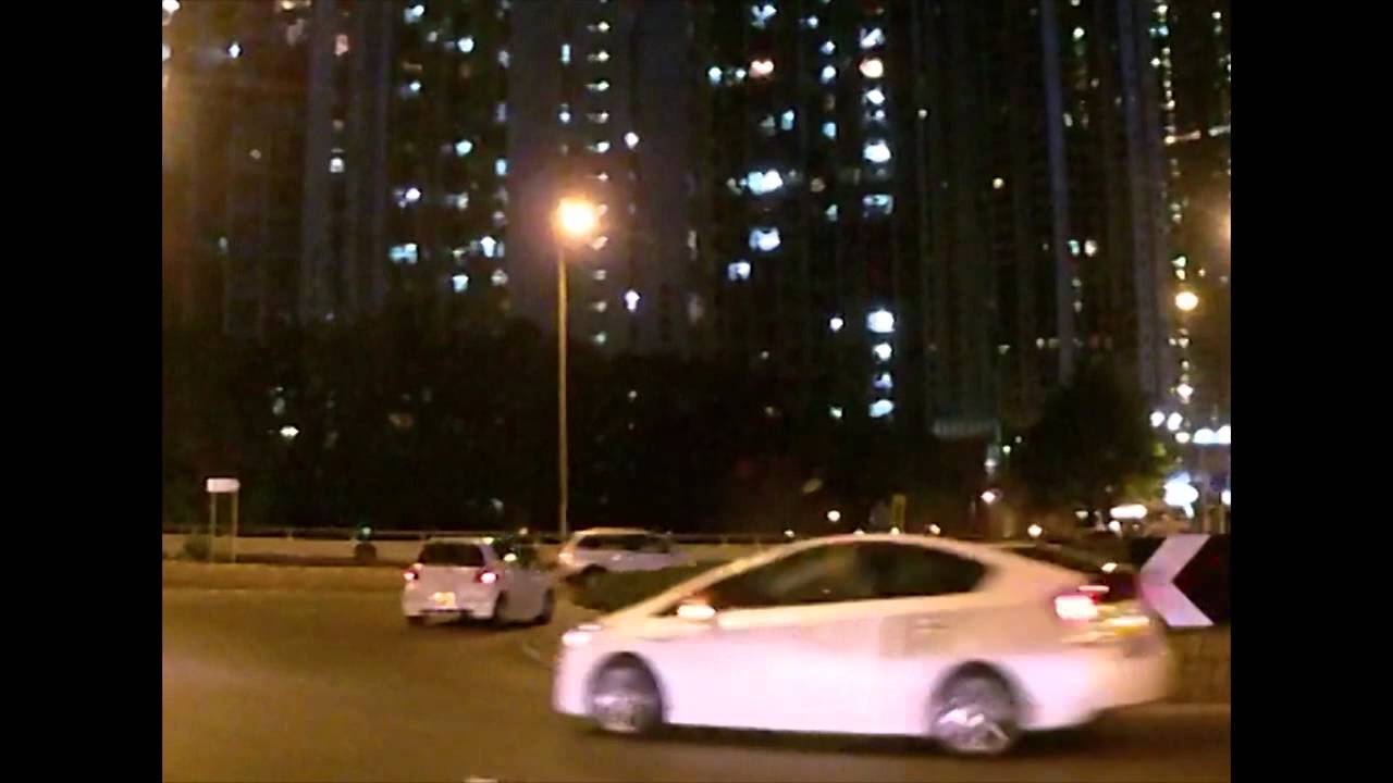 Hong Kong Crazy Female Driver - YouTube