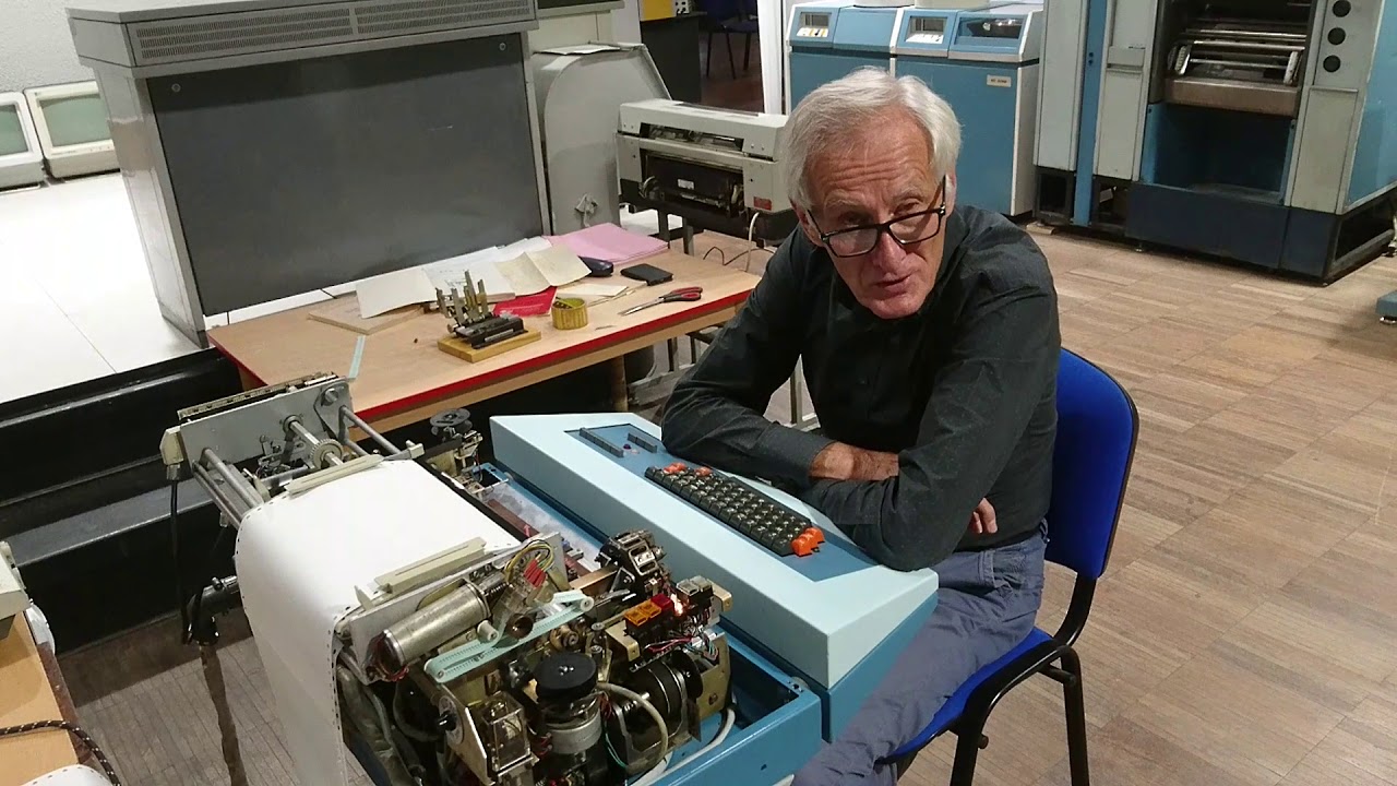 Uruchomienie komputera ODRA 1305 start konsoli operatora - YouTube