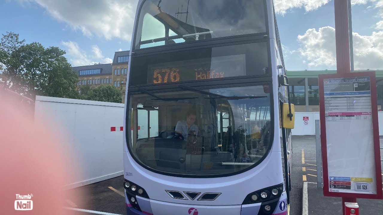 First Halifax ex yellow buses Volvo B9 Wright eclipse Gemini 2 on route ...