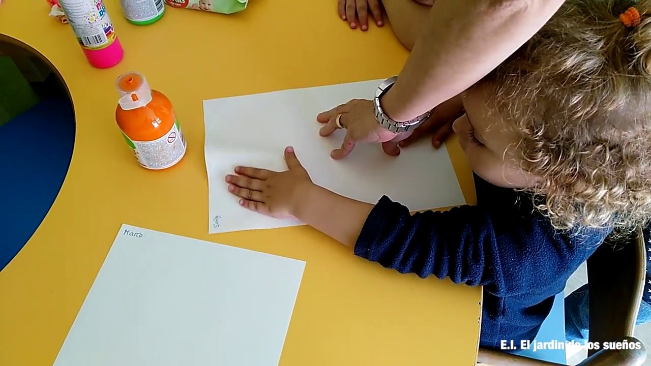Pintamos flores de primavera con las manos - YouTube