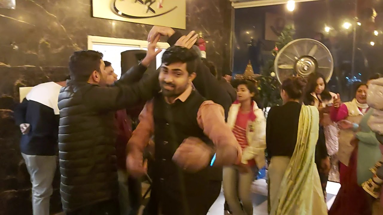 Gumar song - YouTube