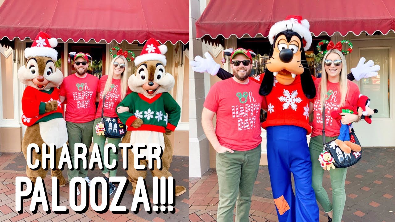 Chip, Dale, Goofy in Santa Hats! - Disneyland Christmas Vlog- Dec 2018 ...
