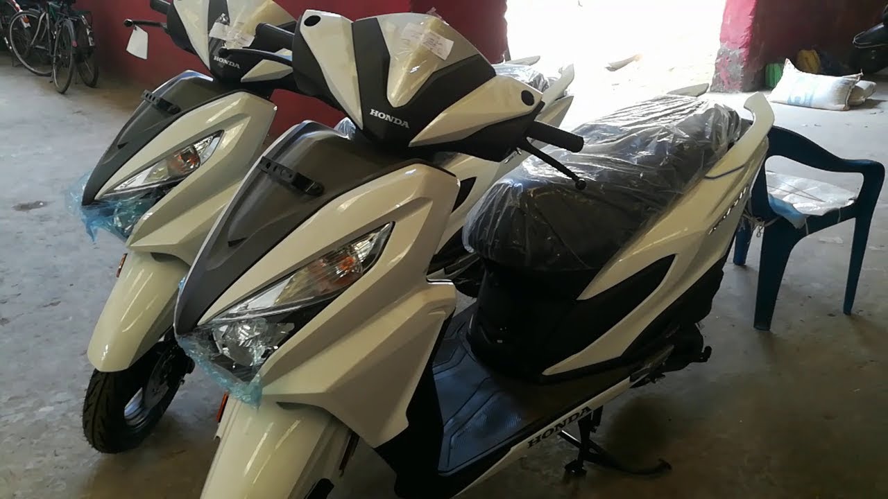 Honda Grazia 125 Walkaround Review. All Colours. Best Honda Scooter ...