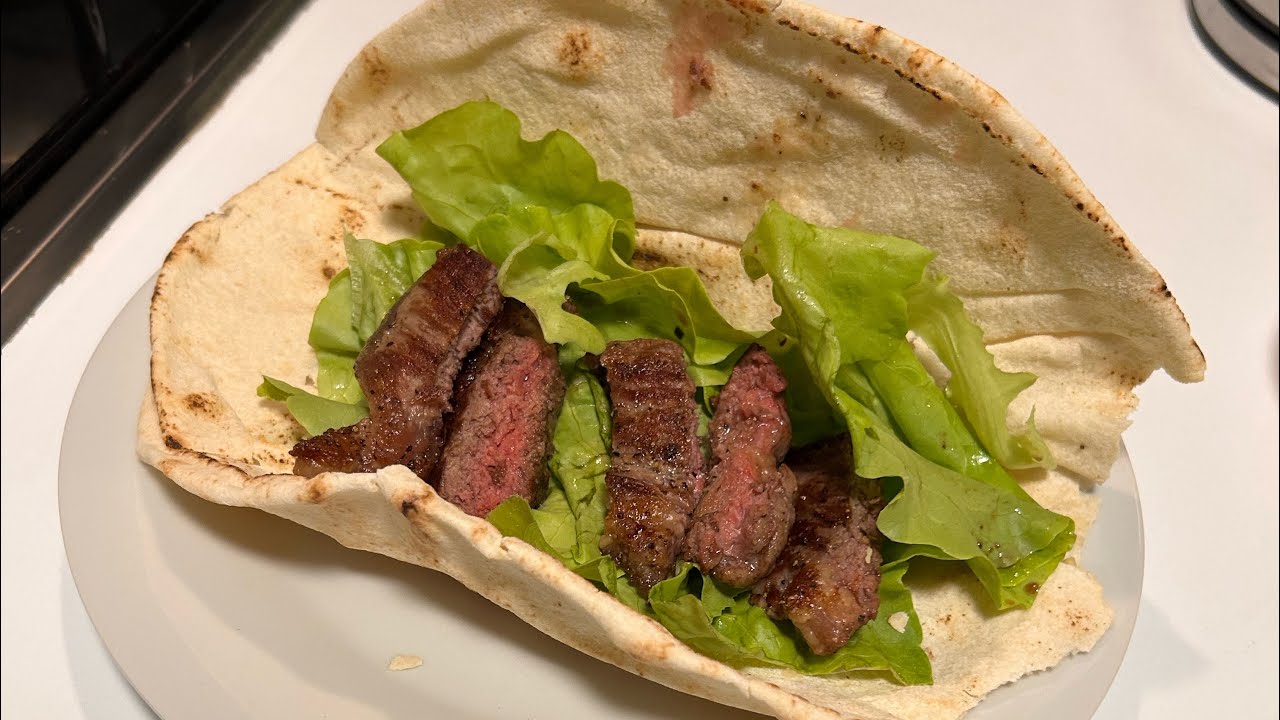 Uni student survival meals #1 Steak and hummus wrap - YouTube