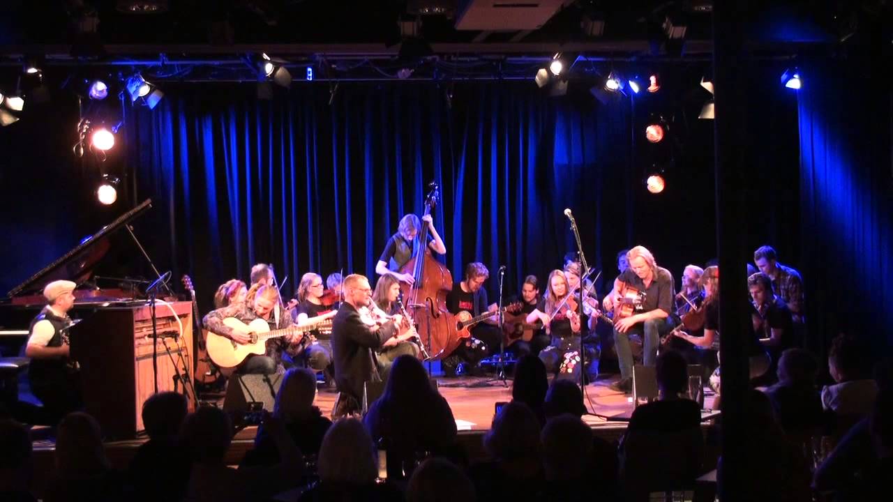 Dimmisjonspols, by Sturla Eide - YouTube