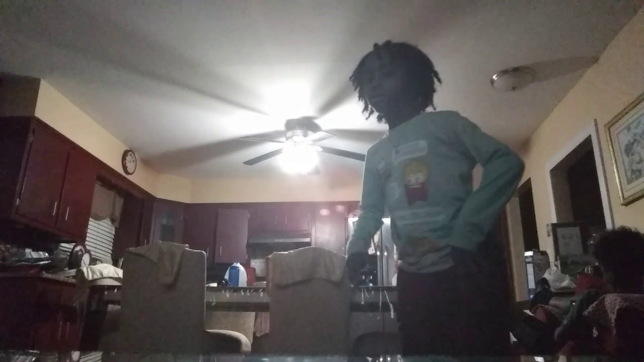 Lil uzi dance futsal shuffle - YouTube