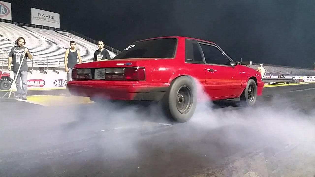 Landys red fox regulate racing nitrous sbe 5.3 putting on a show - YouTube