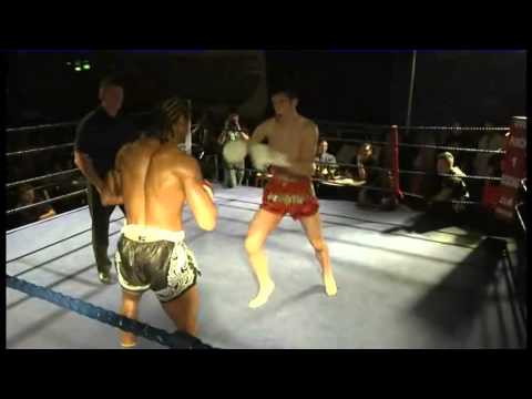 Daniel Terry vs Connor Sandlan - YouTube