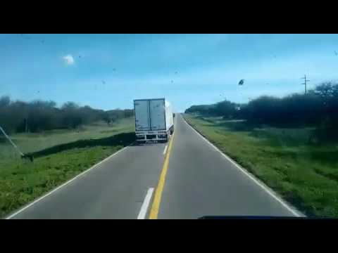 Scania vs Mercedes... - YouTube