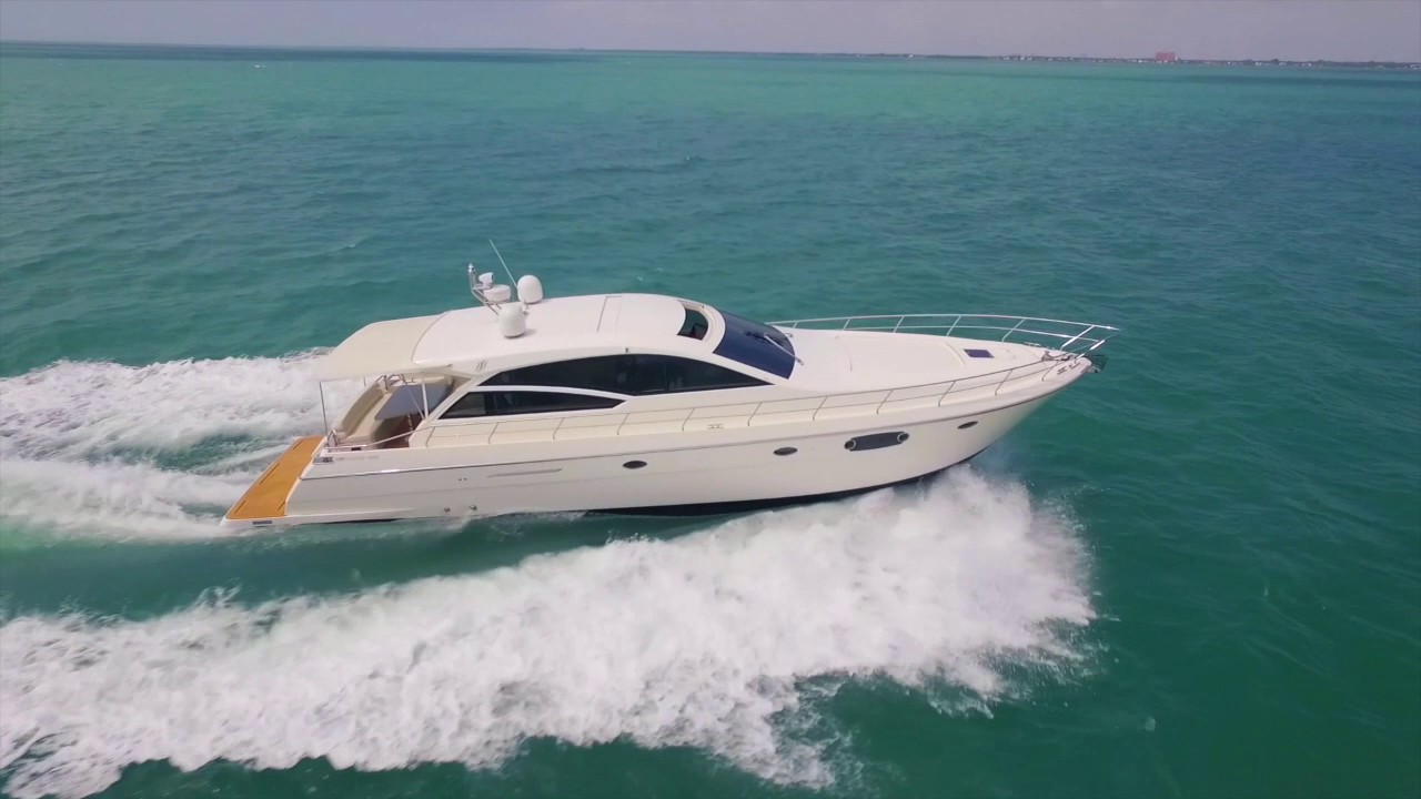 55' Uniesse Express Cruiser BOUNDLESS for sale - Bradford Marine Yacht ...