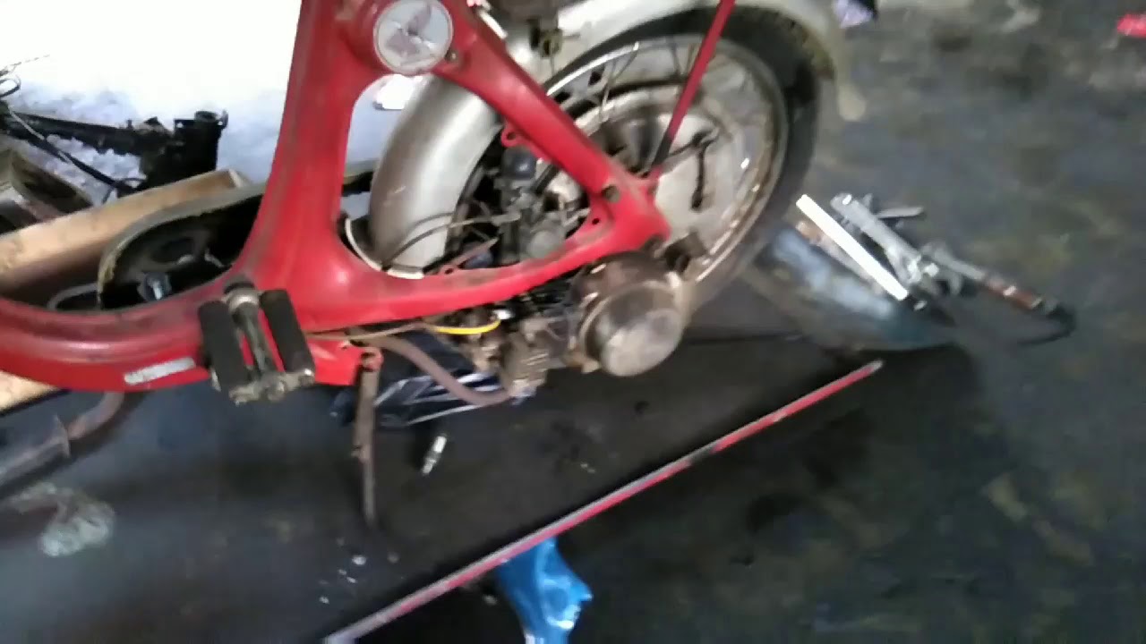 Honda P50 - YouTube