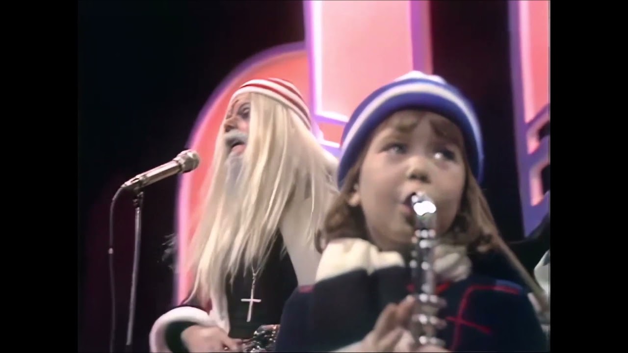 Wizzard - I Wish It Could Be Christmas Everyday (2021 Remaster) - YouTube