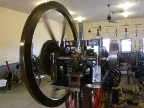 Otto & Langen Engine No. 31 at Rough and Tumble - YouTube