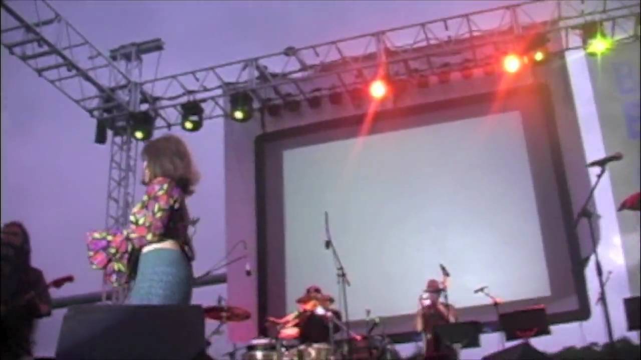 "Sometimes" Elastic Bond live - YouTube