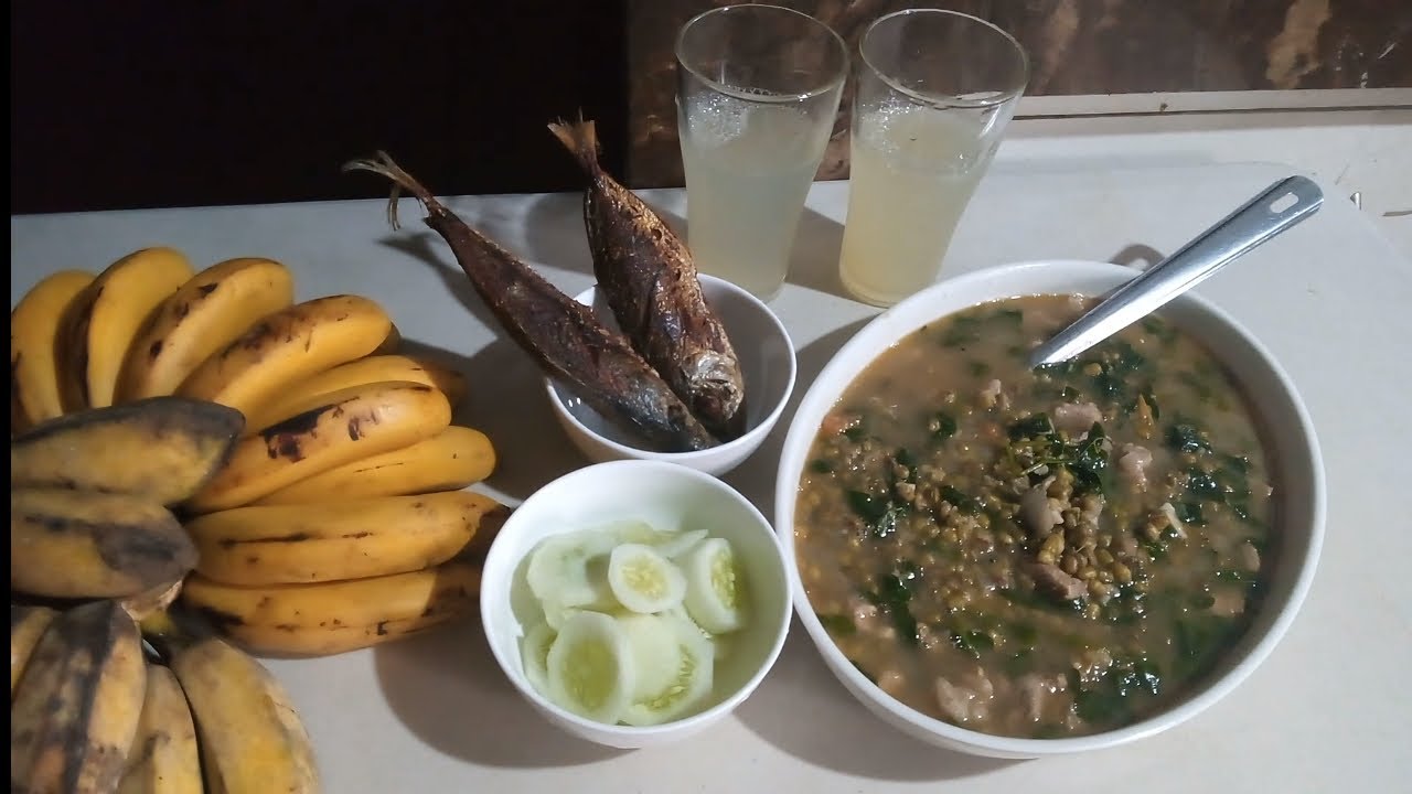 ginisang munggo + pritong isda + pipino + lemon juice + saging - YouTube